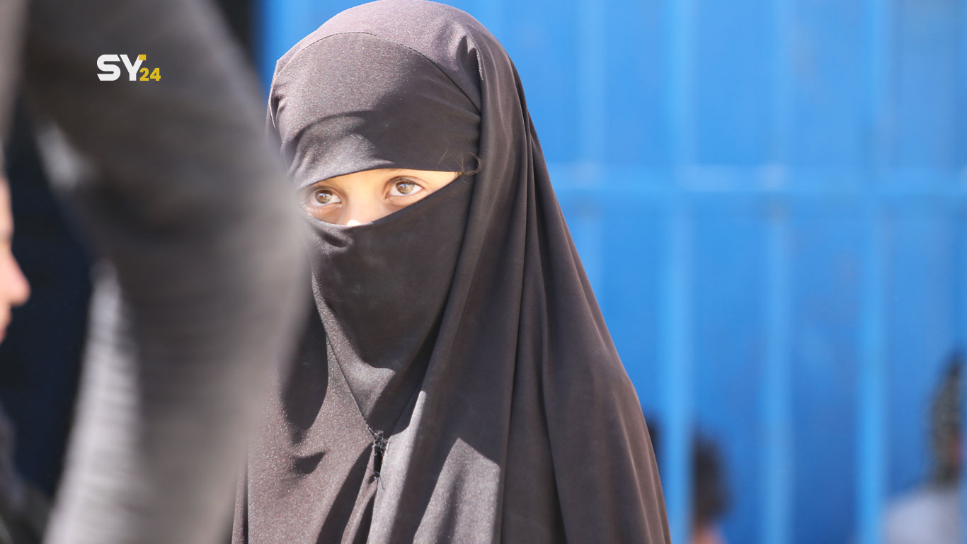 معاناة نساء الهول مع عناد أطفالهن.. التحديات والأسباب | SY24